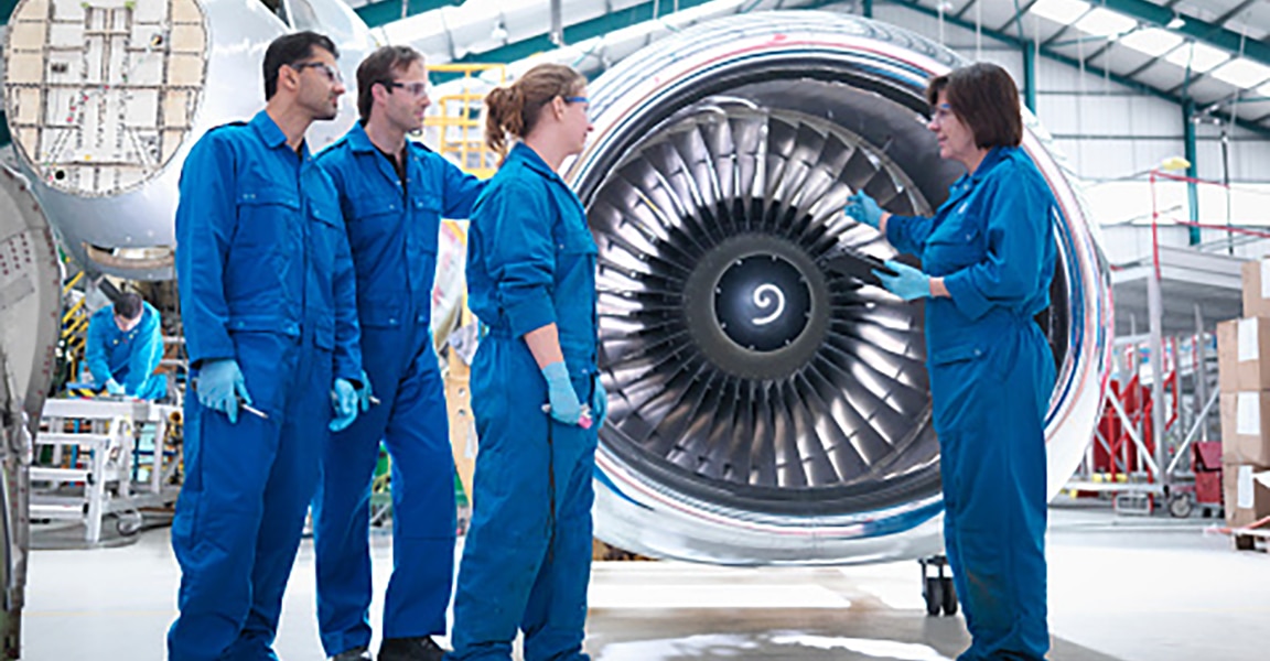 Enhancing aviation maintenance training with Boeing | Boeing Global ...